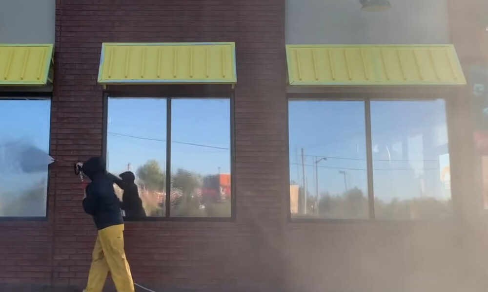 Store Front Washing | AquaDelta